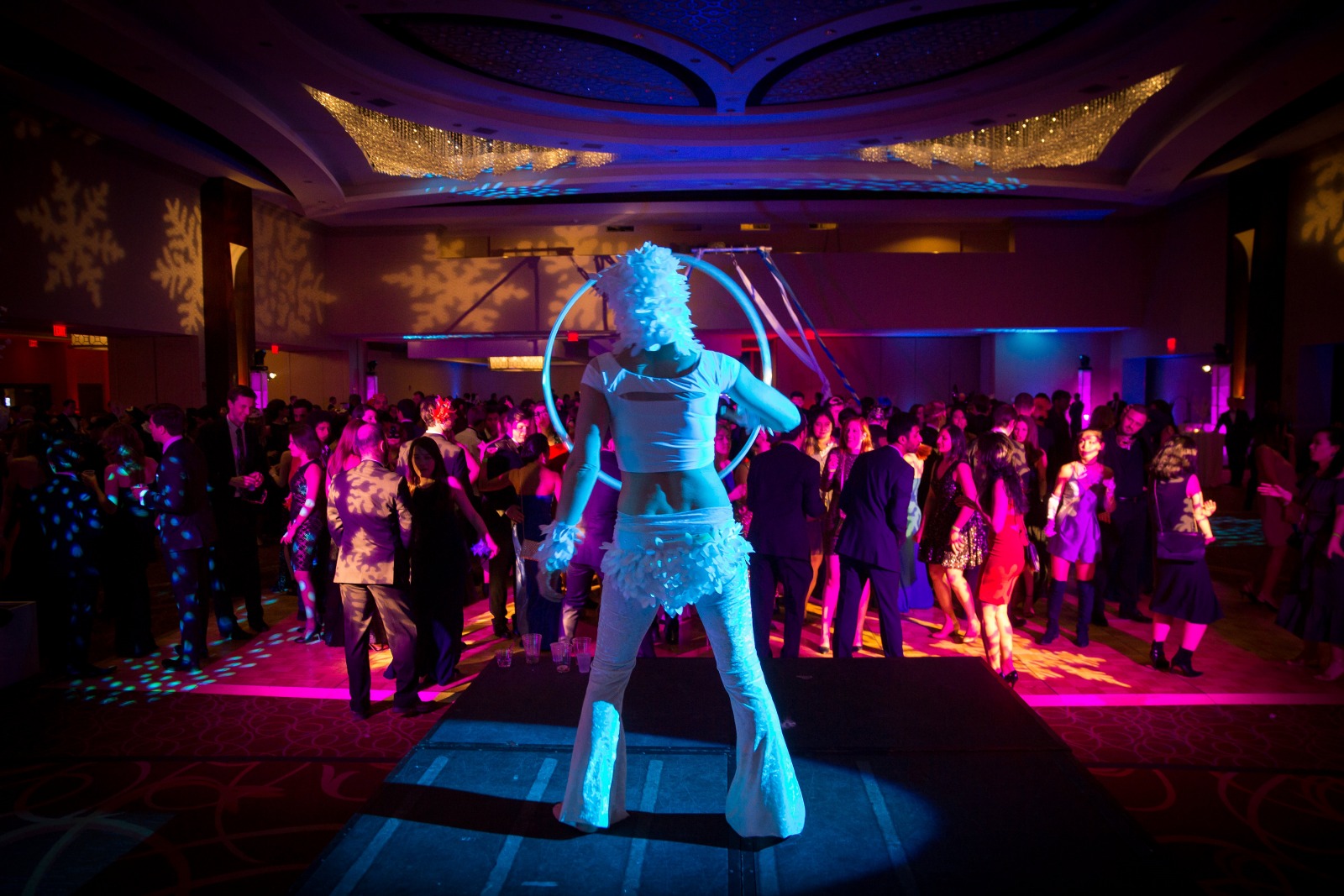 Roving Entertainment - Matica Circus Fire Music Connecticut